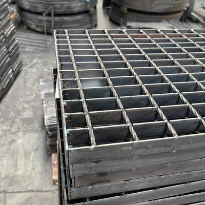 กัลโวเนียส แอนติร็อสต์ อุตสาหกรรมเหล็ก welded Grating